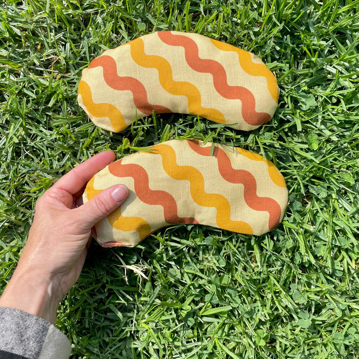 Calm Ric Rac Linen Eye Pillow – Little Capricorn Co